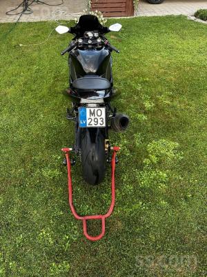 Кавасаки ZX 10R 2008 в Валмиера, объемом двигателя 1.00 л и пробегом 0 тыс. км за 3700 €, фото 5 на AUTOMOTO.COM.LV