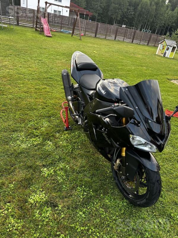 Кавасаки ZX 10R 2008 в Валмиера, объемом двигателя 1.00 л и пробегом 0 тыс. км за 3700 €, фото 5 на AUTOMOTO.COM.LV