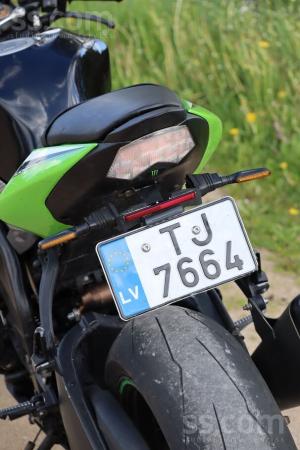 Кавасаки ZX 10R 2008 в Алуксне, объемом двигателя 1.00 л и пробегом 0 тыс. км за 4800 €, фото 3 на AUTOMOTO.COM.LV