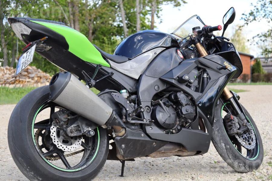 Кавасаки ZX 10R 2008 в Алуксне, объемом двигателя 1.00 л и пробегом 0 тыс. км за 4800 €, фото 5 на AUTOMOTO.COM.LV