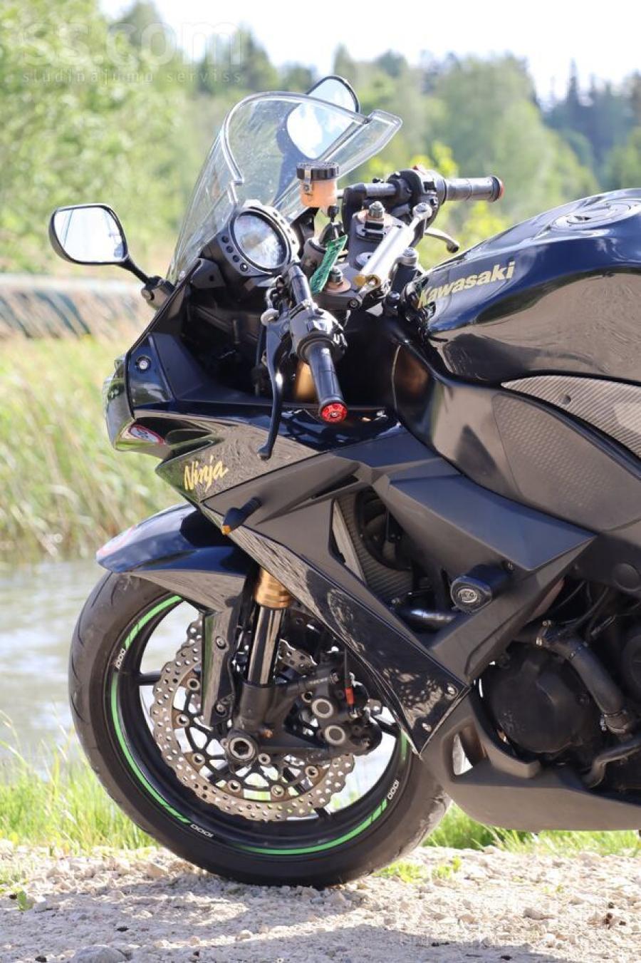Кавасаки ZX 10R 2008 в Алуксне, объемом двигателя 1.00 л и пробегом 0 тыс. км за 4800 €, фото 8 на AUTOMOTO.COM.LV