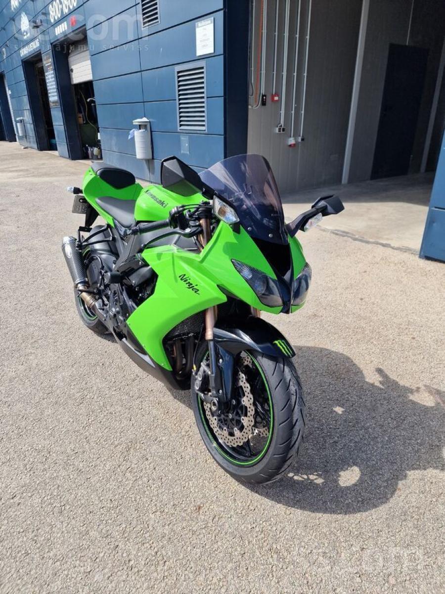 Kawasaki ZX 10R 2009 Rīga, ar dzinēja tilpumu 1.00 L un nobraukumu 0 tūkst. km par 5900 €, foto 1 vietnē AUTOMOTO.COM.LV