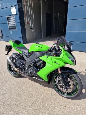 Kawasaki ZX 10R 2009 Rīga, ar dzinēja tilpumu 1.00 L un nobraukumu 0 tūkst. km par 5900 €, foto 4 vietnē AUTOMOTO.COM.LV