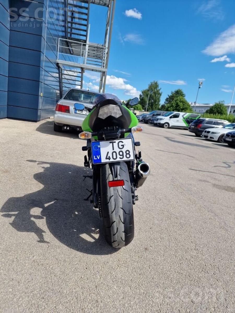 Kawasaki ZX 10R 2009 Rīga, ar dzinēja tilpumu 1.00 L un nobraukumu 0 tūkst. km par 5900 €, foto 10 vietnē AUTOMOTO.COM.LV