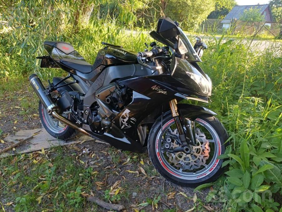 Kawasaki ZX 10R 2009 Rīga, ar dzinēja tilpumu 1.00 L un nobraukumu 0 tūkst. km par 6500 €, foto 1 vietnē AUTOMOTO.COM.LV