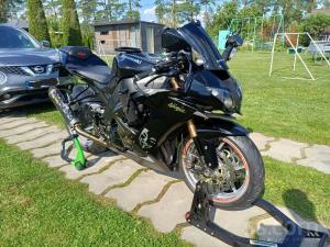 Kawasaki ZX 10R 2009 Rīga, ar dzinēja tilpumu 1.00 L un nobraukumu 0 tūkst. km par 6500 €, foto 4 vietnē AUTOMOTO.COM.LV