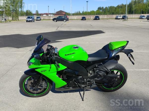 Kawasaki ZX 10R 2010 Rīga, ar dzinēja tilpumu 1.00 L un nobraukumu 0 tūkst. km par 5600 €, foto 1 vietnē AUTOMOTO.COM.LV