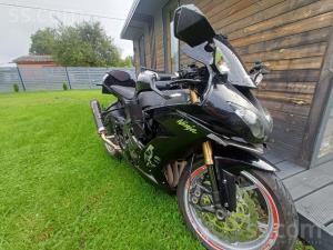 Kawasaki ZX 10R 2010 Rīga, ar dzinēja tilpumu 1.00 L un nobraukumu 0 tūkst. km par 6500 €, foto  vietnē AUTOMOTO.COM.LV