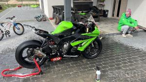 Kawasaki ZX 10R 2012 in Riga, with an engine capacity of 1.00 L and mileage of 0 thousand km for 5500 €, photo 3 on AUTOMOTO.COM.LV