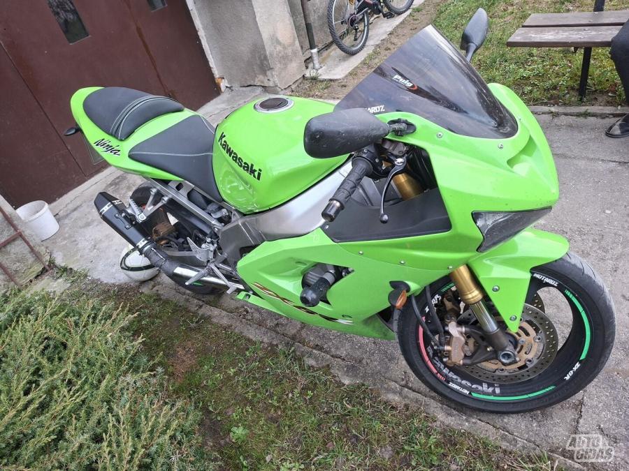 Зеленый Кавасаки Zx-6R 2003 в Ионава, объемом двигателя 0.00 л и пробегом 0 тыс. км за 3000 €, фото 4 на AUTOMOTO.COM.LV