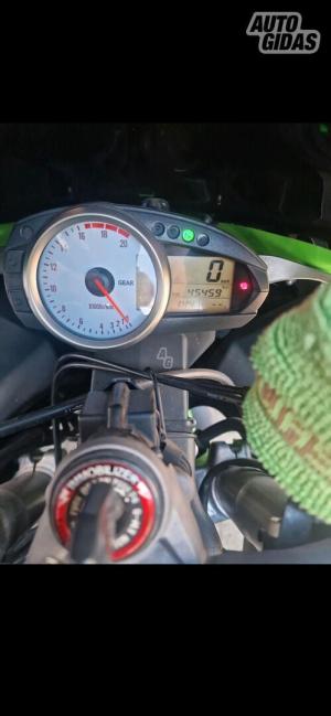 Зеленый Кавасаки Zx-6R 2007 в Вильнюс, объемом двигателя 0.00 л и пробегом 45 тыс. км за 4800 €, фото 5 на AUTOMOTO.COM.LV