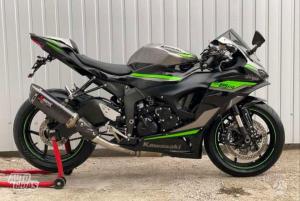 Pelēks Kawasaki Zx-6R 2023 Marijampole, ar dzinēja tilpumu 0.64 L un nobraukumu 4 tūkst. km par 10200 €, foto 6 vietnē AUTOMOTO.COM.LV