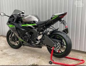 Pelēks Kawasaki Zx-6R 2023 Marijampole, ar dzinēja tilpumu 0.64 L un nobraukumu 4 tūkst. km par 10200 €, foto 17 vietnē AUTOMOTO.COM.LV