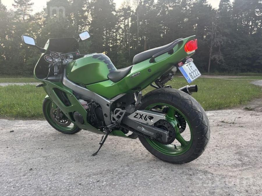 Kawasaki Zx-6R 1996 Tukums, ar dzinēja tilpumu 0.60 L un nobraukumu 0 tūkst. km par 1600 €, foto 4 vietnē AUTOMOTO.COM.LV