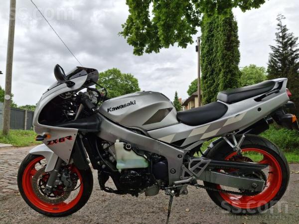 Kawasaki Zx-6R 1997 in Riga, with an engine capacity of 0.60 L and mileage of 0 thousand km for 950 €, photo 2 on AUTOMOTO.COM.LV