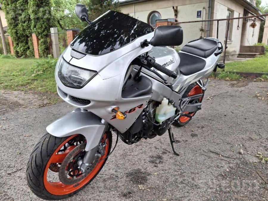 Кавасаки Zx-6R 1997 в Рига, объемом двигателя 0.60 л и пробегом 0 тыс. км за 950 €, фото 6 на AUTOMOTO.COM.LV