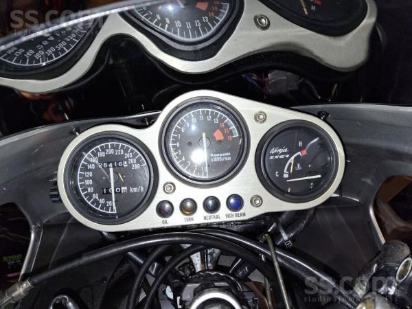 Kawasaki Zx-6R 1997 in Riga, with an engine capacity of 0.60 L and mileage of 0 thousand km for 950 €, photo 8 on AUTOMOTO.COM.LV