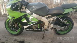 Kawasaki Zx-6R 1998 in Cesis, with an engine capacity of 0.60 L and mileage of 0 thousand km for 1700 €, photo  on AUTOMOTO.COM.LV
