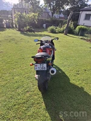Кавасаки Zx-6R 1998 в Рига, объемом двигателя 0.60 л и пробегом 0 тыс. км за 2000 €, фото 4 на AUTOMOTO.COM.LV