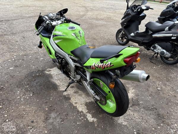 Кавасаки Zx-6R 1999 в Кельме, объемом двигателя 0.60 л и пробегом 38 тыс. км за 965 €, фото 4 на AUTOMOTO.COM.LV