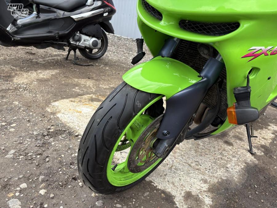 Кавасаки Zx-6R 1999 в Кельме, объемом двигателя 0.60 л и пробегом 38 тыс. км за 965 €, фото 9 на AUTOMOTO.COM.LV