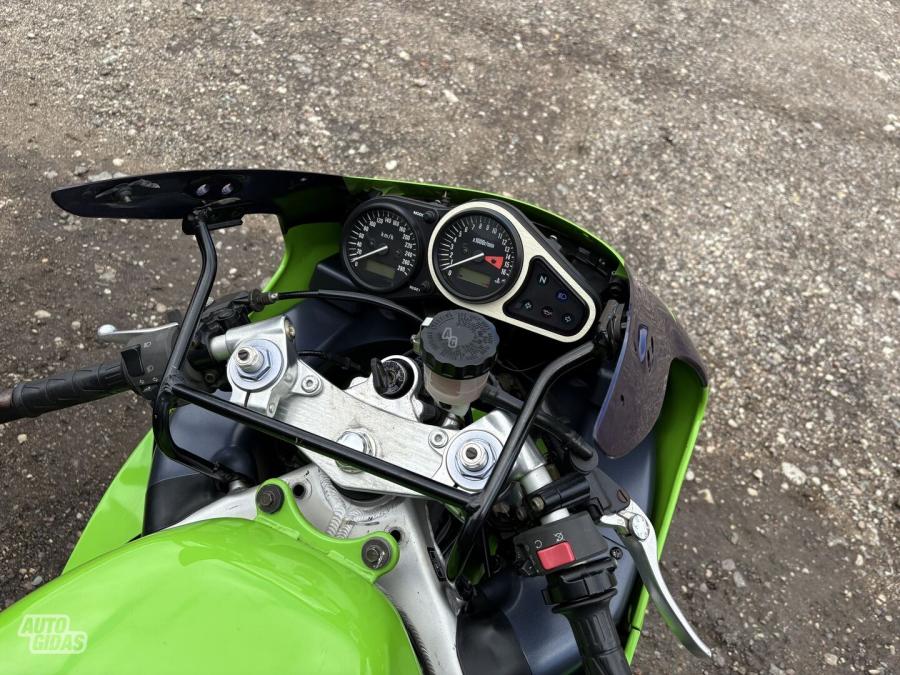 Кавасаки Zx-6R 1999 в Кельме, объемом двигателя 0.60 л и пробегом 38 тыс. км за 965 €, фото 17 на AUTOMOTO.COM.LV