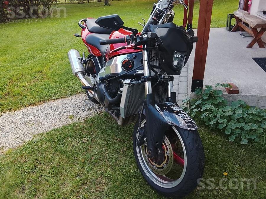Kawasaki Zx-6R 1999 Rīga, ar dzinēja tilpumu 0.60 L un nobraukumu 0 tūkst. km par 1500 €, foto 1 vietnē AUTOMOTO.COM.LV