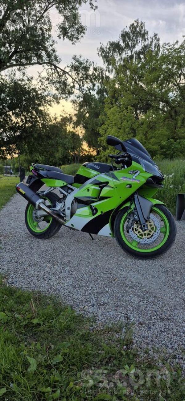 Kawasaki Zx-6R 2000 in Rezekne, with an engine capacity of 0.60 L and mileage of 0 thousand km for 2950 €, photo 1 on AUTOMOTO.COM.LV