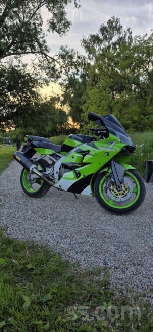 Kawasaki Zx-6R 2000 Rēzekne, ar dzinēja tilpumu 0.60 L un nobraukumu 0 tūkst. km par 2950 €, foto  vietnē AUTOMOTO.COM.LV
