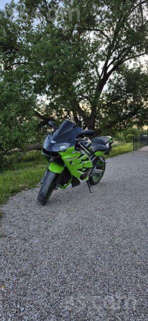 Kawasaki Zx-6R 2000 Rēzekne, ar dzinēja tilpumu 0.60 L un nobraukumu 0 tūkst. km par 2950 €, foto 6 vietnē AUTOMOTO.COM.LV
