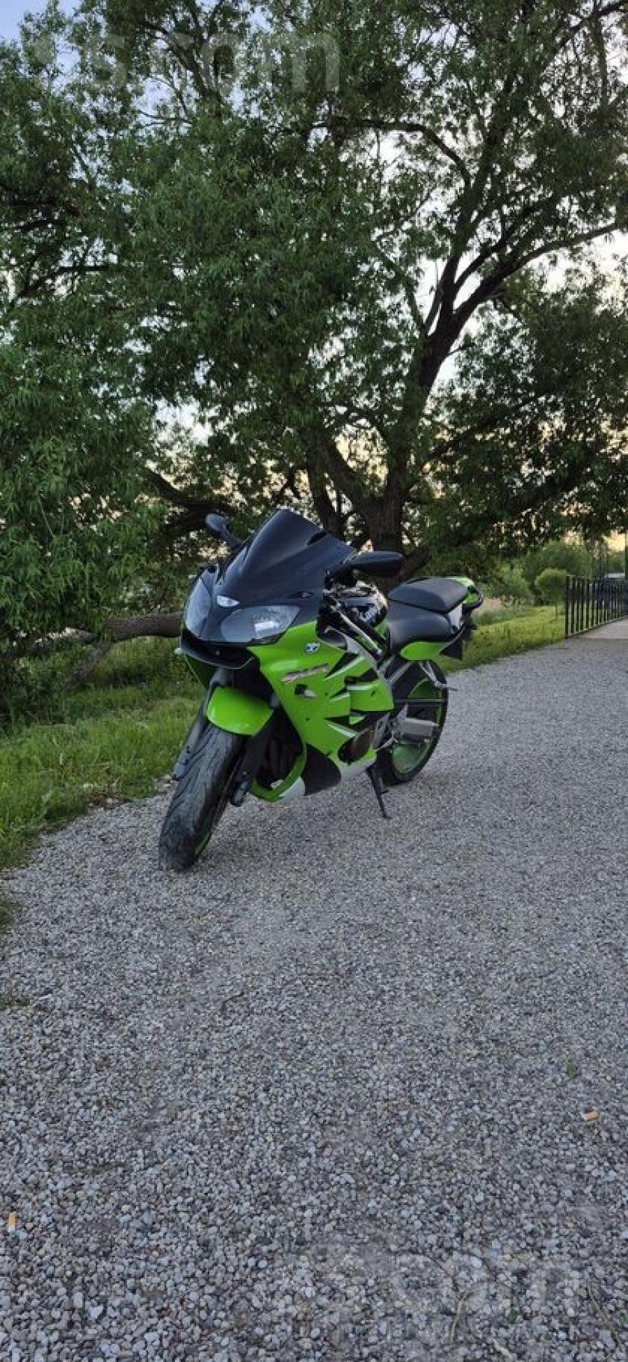 Kawasaki Zx-6R 2000 Rēzekne, ar dzinēja tilpumu 0.60 L un nobraukumu 0 tūkst. km par 2950 €, foto 6 vietnē AUTOMOTO.COM.LV