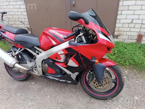 Кавасаки Zx-6R 2000 в Рига, объемом двигателя 0.60 л и пробегом 0 тыс. км за 990 €, фото 1 на AUTOMOTO.COM.LV