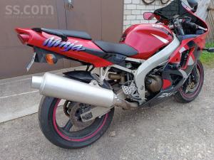 Кавасаки Zx-6R 2000 в Рига, объемом двигателя 0.60 л и пробегом 0 тыс. км за 990 €, фото 4 на AUTOMOTO.COM.LV