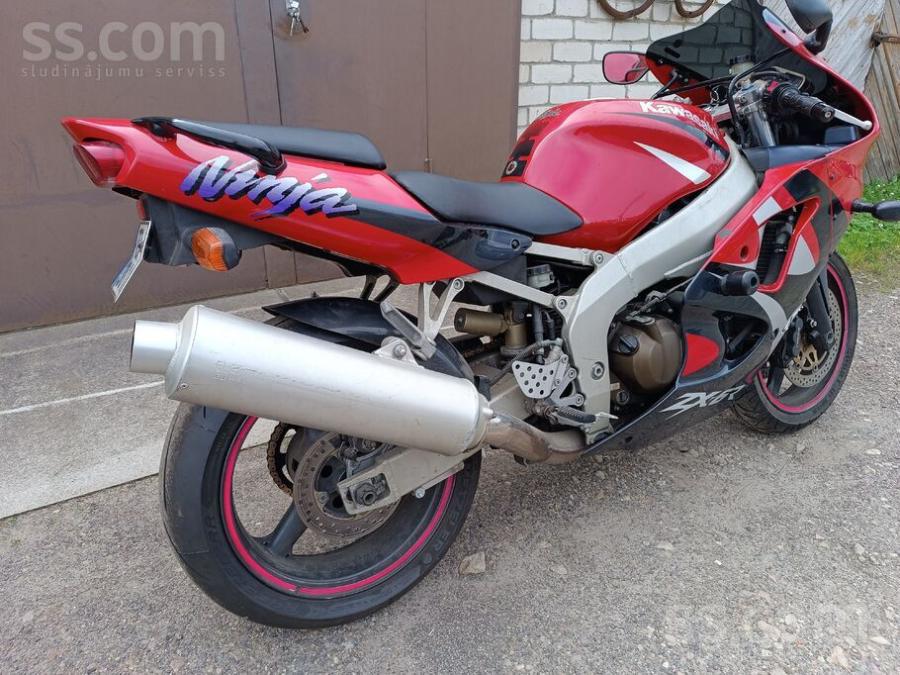 Кавасаки Zx-6R 2000 в Рига, объемом двигателя 0.60 л и пробегом 0 тыс. км за 990 €, фото 4 на AUTOMOTO.COM.LV