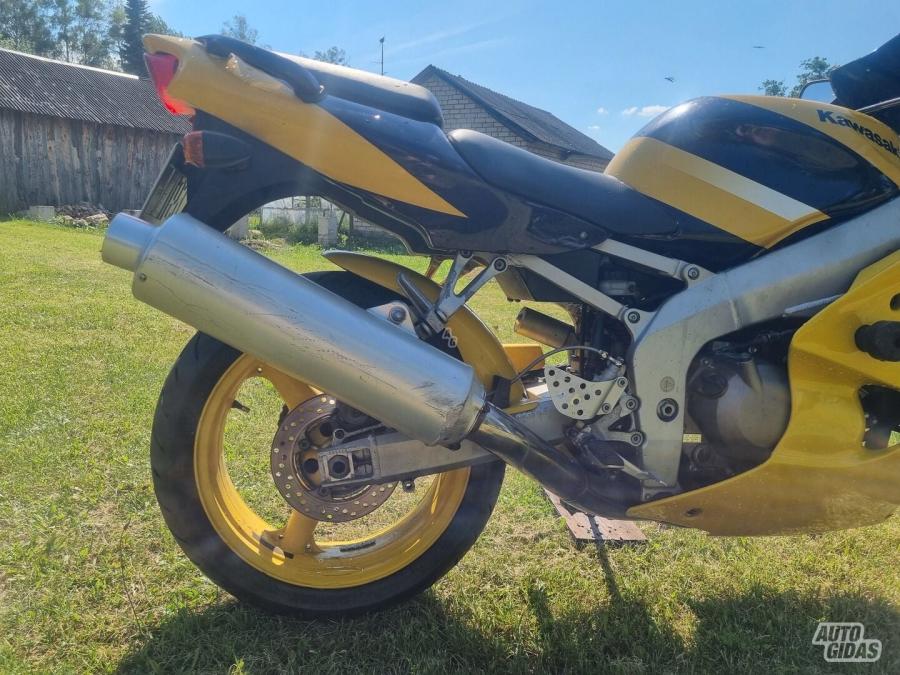 Кавасаки Zx-6R 2001 в Алитус, объемом двигателя 0.00 л и пробегом 0 тыс. км за 1900 €, фото 8 на AUTOMOTO.COM.LV