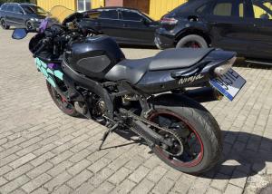 Kawasaki Zx-6R 2001 Klaipėda, ar dzinēja tilpumu 0.60 L un nobraukumu 0 tūkst. km par 1750 €, foto 5 vietnē AUTOMOTO.COM.LV