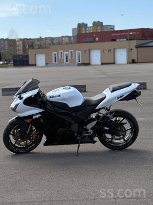 Kawasaki Zx-6R 2006 Telšiai, ar dzinēja tilpumu 0.64 L un nobraukumu 0 tūkst. km par 3300 €, foto 3 vietnē AUTOMOTO.COM.LV