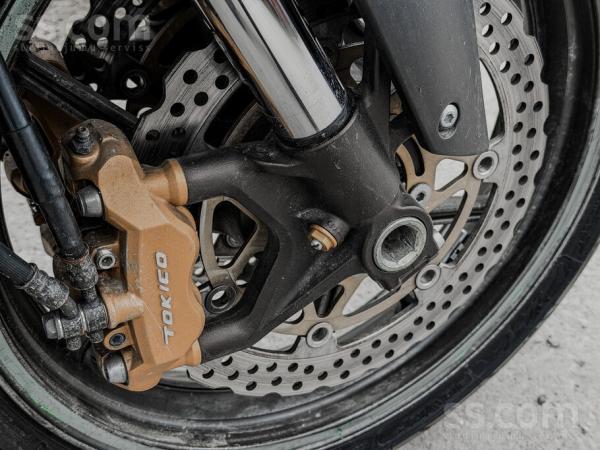 Kawasaki Zx-6R 2006 Rīga, ar dzinēja tilpumu 0.64 L un nobraukumu 0 tūkst. km par 4990 €, foto 8 vietnē AUTOMOTO.COM.LV