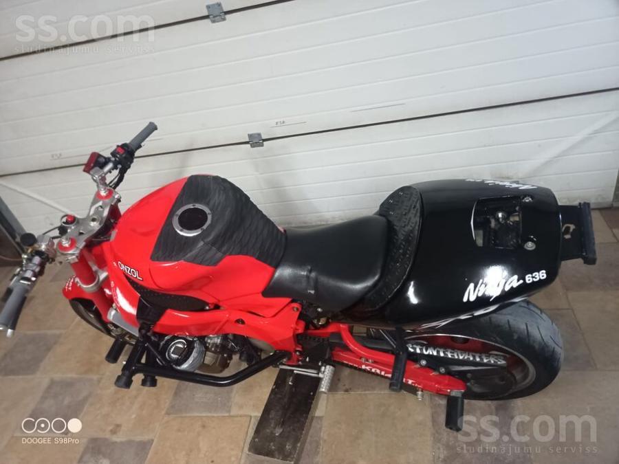 Kawasaki Zx-6R 2006 in Daugavpils, with an engine capacity of 0.64 L and mileage of 0 thousand km for 2700 €, photo 8 on AUTOMOTO.COM.LV