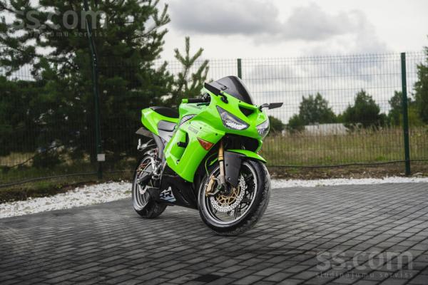Kawasaki Zx-6R 2006 Rīga, ar dzinēja tilpumu 0.60 L un nobraukumu 0 tūkst. km par 6790 €, foto 3 vietnē AUTOMOTO.COM.LV