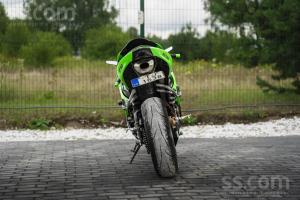 Kawasaki Zx-6R 2006 in Riga, with an engine capacity of 0.60 L and mileage of 0 thousand km for 6790 €, photo 9 on AUTOMOTO.COM.LV