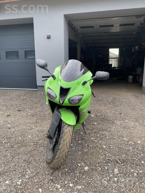 Kawasaki Zx-6R 2007 Cēsis, ar dzinēja tilpumu 0.60 L un nobraukumu 0 tūkst. km par 3700 €, foto 3 vietnē AUTOMOTO.COM.LV