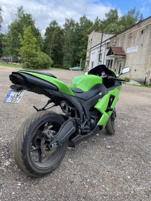 Kawasaki Zx-6R 2007 Cēsis, ar dzinēja tilpumu 0.60 L un nobraukumu 0 tūkst. km par 3700 €, foto 5 vietnē AUTOMOTO.COM.LV