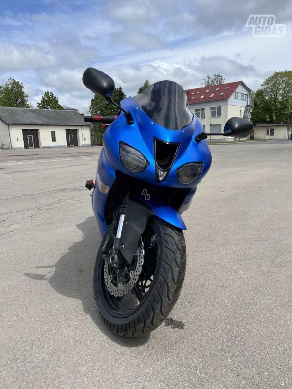 Kawasaki Zx-6R 2007 Telšiai, ar dzinēja tilpumu 0.00 L un nobraukumu 45 tūkst. km par 4500 €, foto 8 vietnē AUTOMOTO.COM.LV