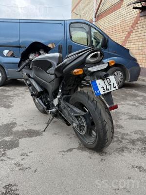 Кавасаки Zx-6R 2008 в Рига, объемом двигателя 0.60 л и пробегом 0 тыс. км за 4900 €, фото 5 на AUTOMOTO.COM.LV