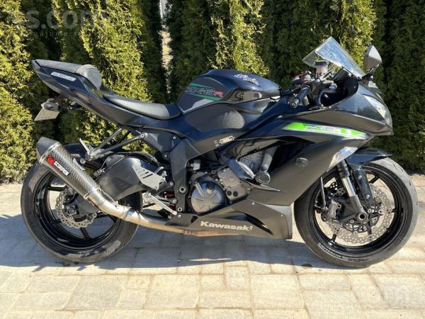 Kawasaki Zx-6R 2015 in Dobele, with an engine capacity of 0.64 L and mileage of 0 thousand km for 5900 €, photo 3 on AUTOMOTO.COM.LV