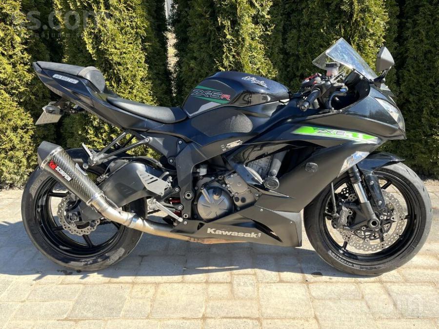 Kawasaki Zx-6R 2015 in Dobele, with an engine capacity of 0.64 L and mileage of 0 thousand km for 5900 €, photo 4 on AUTOMOTO.COM.LV