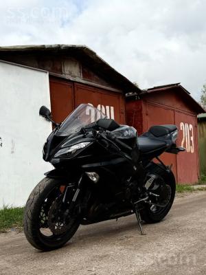 Кавасаки Zx-6R 2015 в Лиепая на AUTOMOTO.COM.LV Кавасаки Zx-6R 2015 в Лиепая, объемом двигателя 0.64 л и пробегом 0 тыс. км за 7750 €, фото 1 на AUTOMOTO.COM.LV
