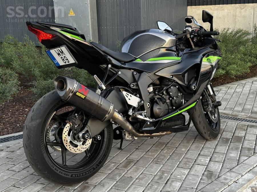 Kawasaki Zx-6R 2024 in Riga, with an engine capacity of 0.60 L and mileage of 0 thousand km for 10000 €, photo 7 on AUTOMOTO.COM.LV