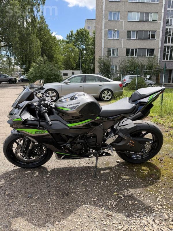 Kawasaki Zx-6R 2024 Rīga, ar dzinēja tilpumu 0.64 L un nobraukumu 0 tūkst. km par 10000 €, foto 1 vietnē AUTOMOTO.COM.LV